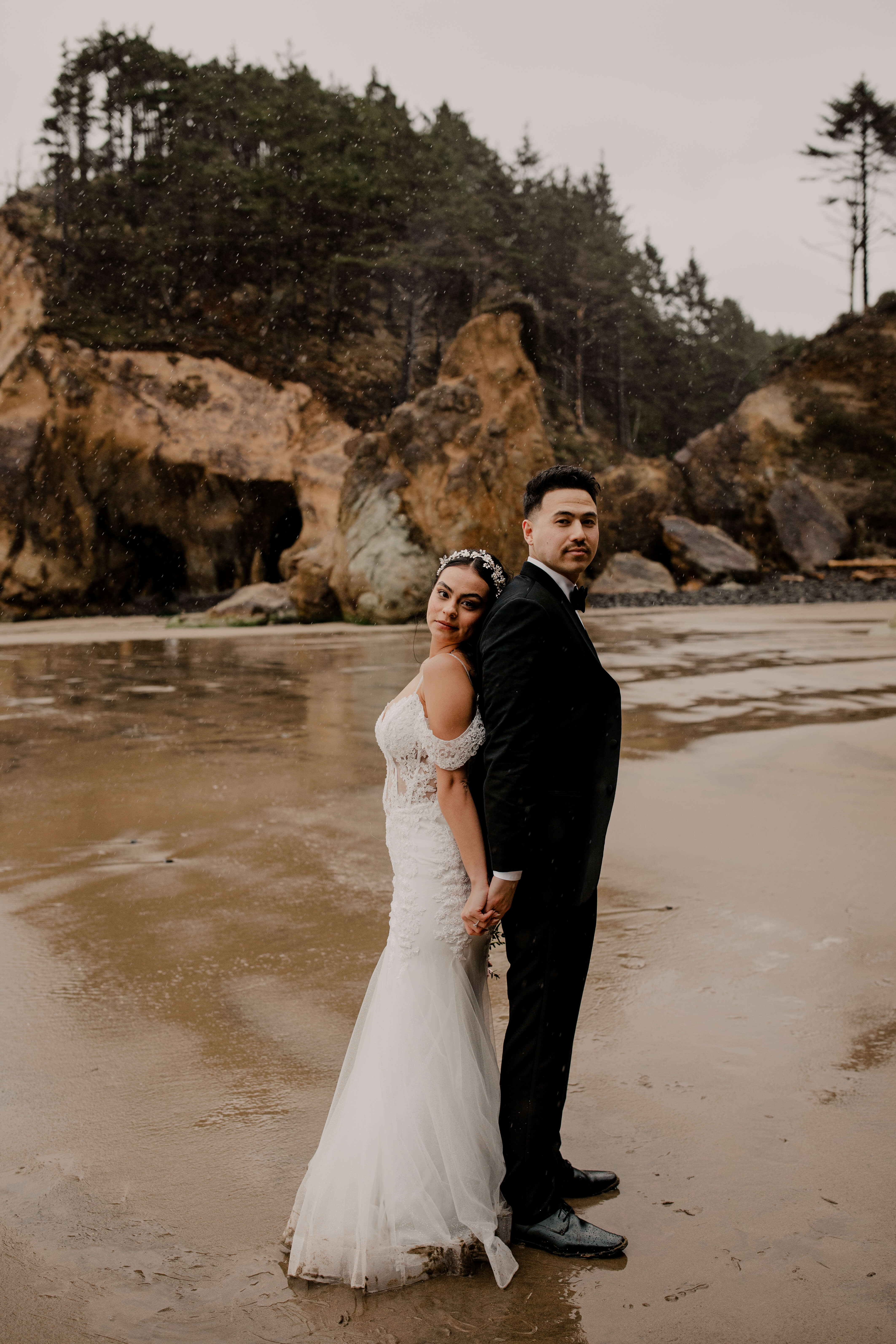 Hug Point, Oregon Elopement - ronnyandrene.com